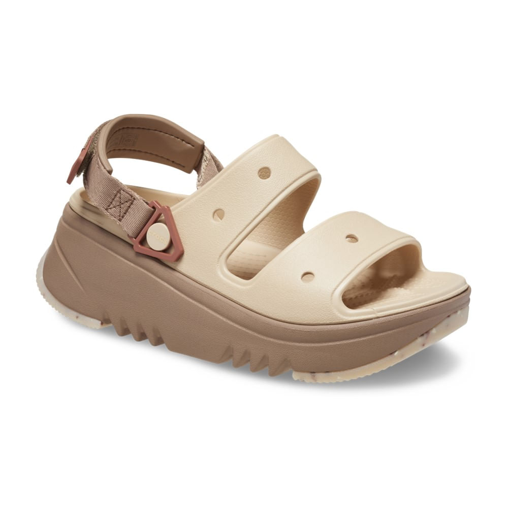 Sandália Crocs Classic Hiker XScape Sandal SHITAKE